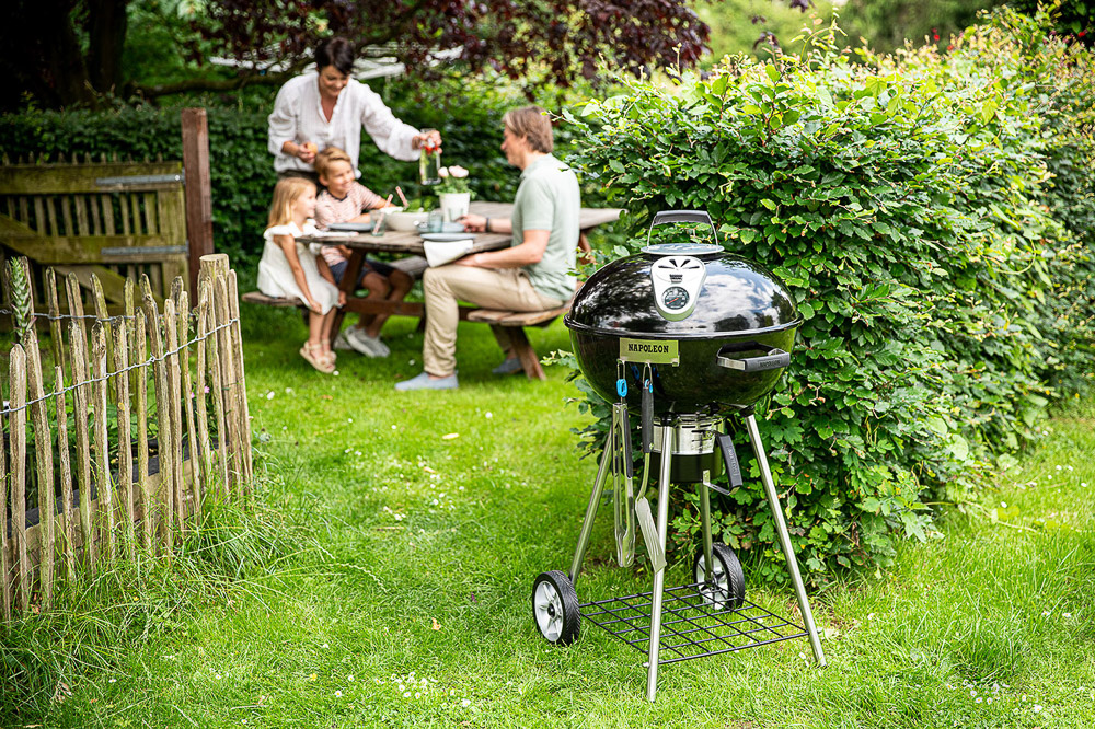 Charcoal Kettle 22 Black - Grill węglowy Napoleon